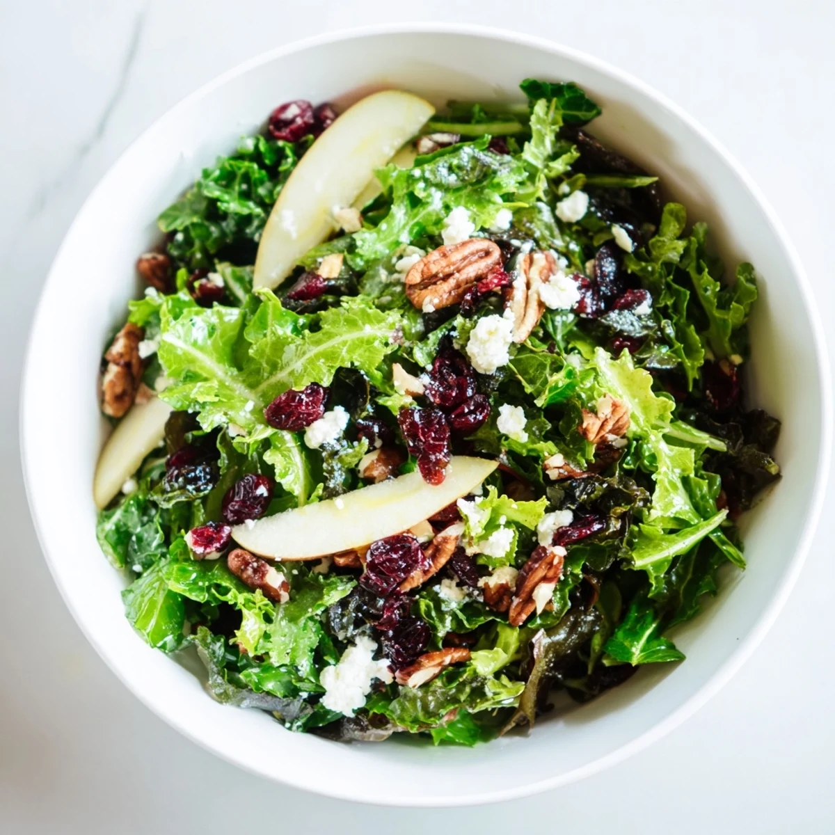 Vibrant Winter Salad with Cranberries and Greens